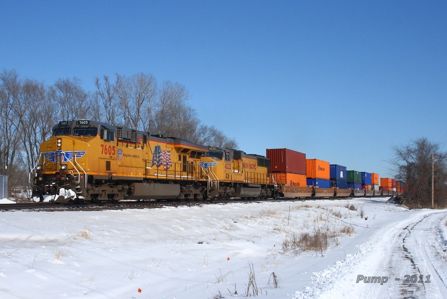 Westbound UP Intermodal Train
